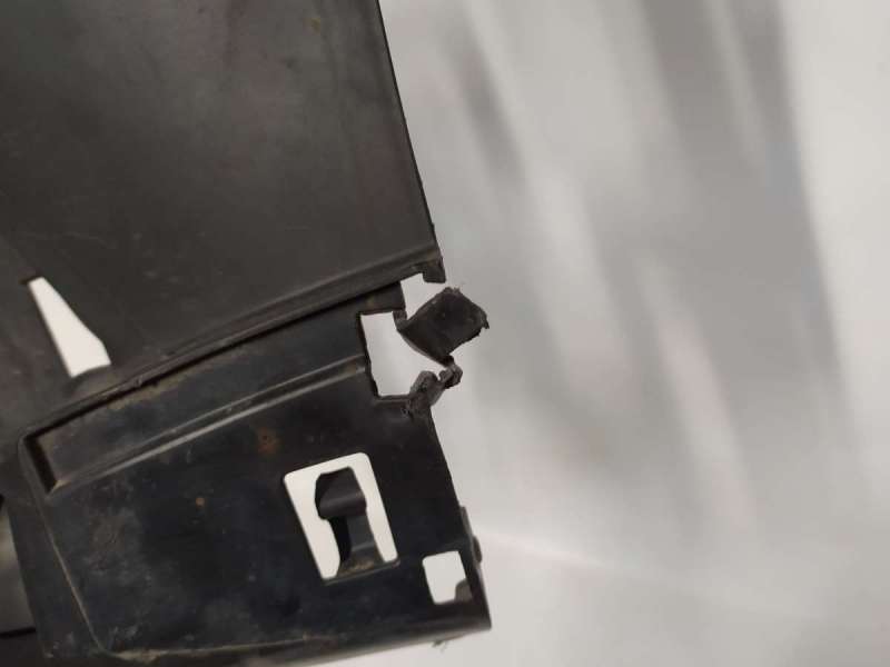 Кронштейн переднего бампера левый бу для BMW 5 G30 0000