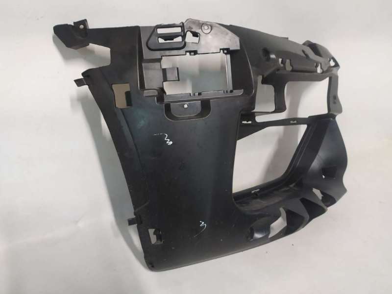 Кронштейн переднего бампера левый бу для BMW 5 G30 0000